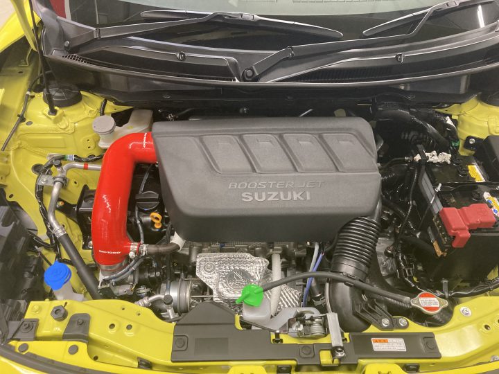 ZC33S 1台限定シリーズ販売中!! – モンスター千葉